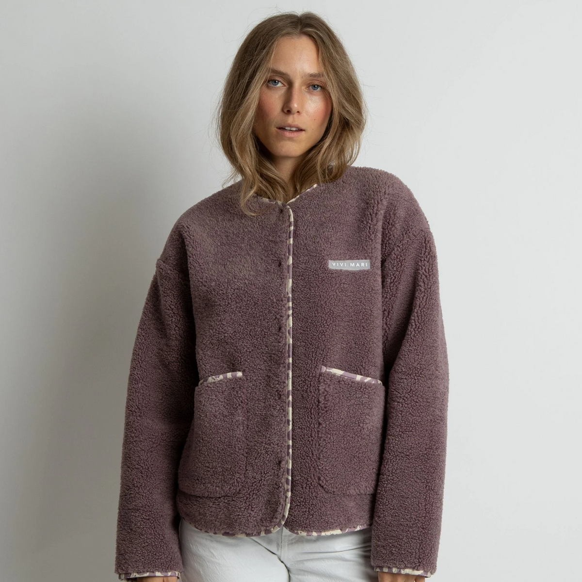 ASH PLUM TEDDY FLEECE JACKET – Victoria met Albert